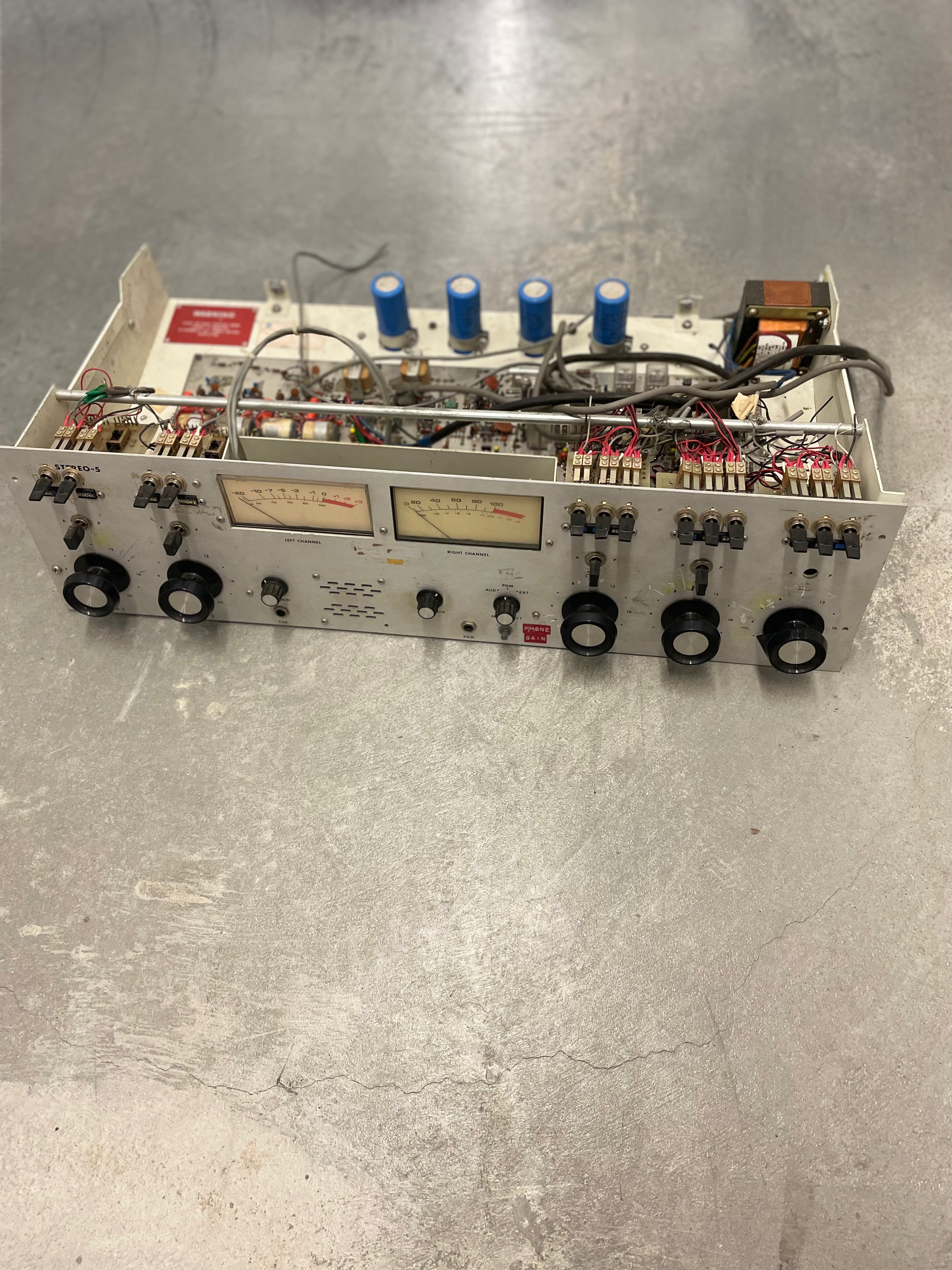 Harris-Gates Stereo-5 5-Ch Solid State Broadcast Console – Byrd Finds